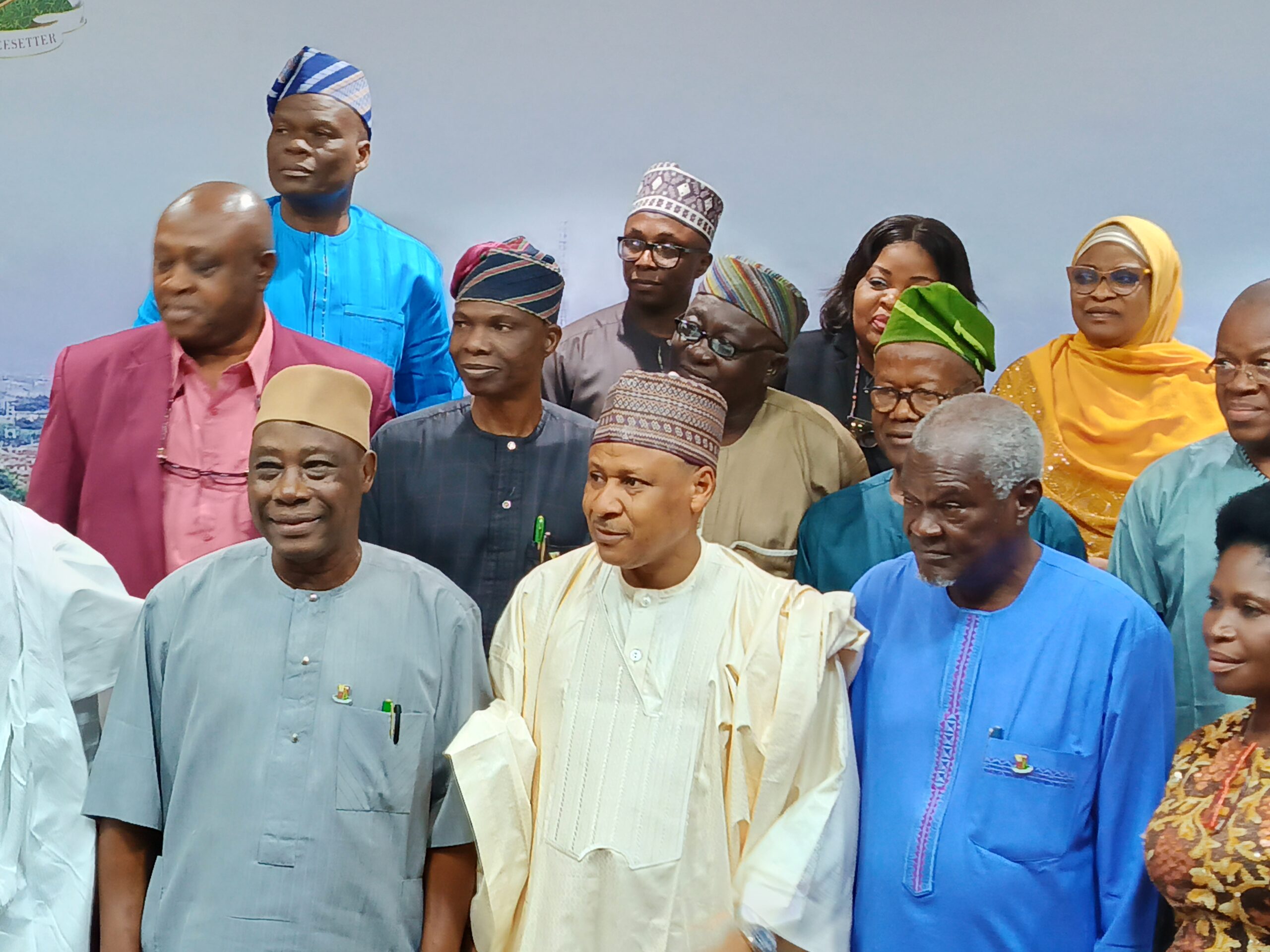 CONDOLENCE: FG Sends Delegation, Commiserates With Oyo State Over Death ...